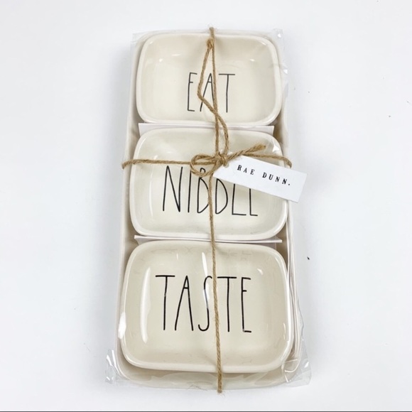 Rae Dunn | Kitchen | Nwt Rae Dunn Artisan Collection 4piece Tray ...